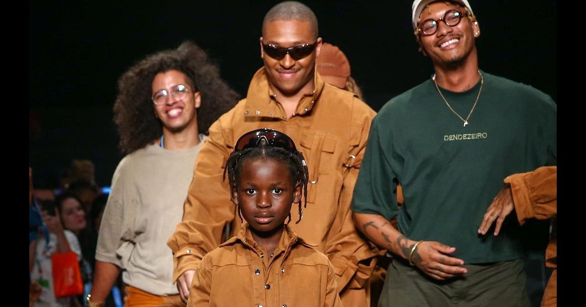 Bless foi um dos modelos da marca Dendezeiro no último dia da SPFW ...