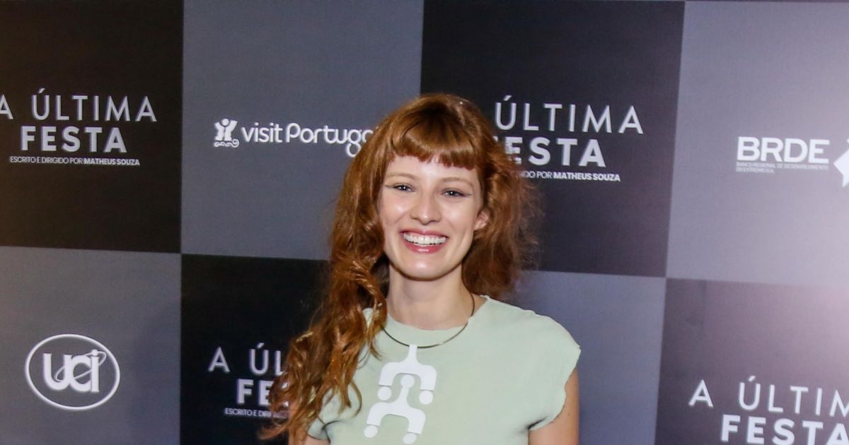 Giulia Gayoso também foi à pré-estreia do filme 'A Última Festa', em ...