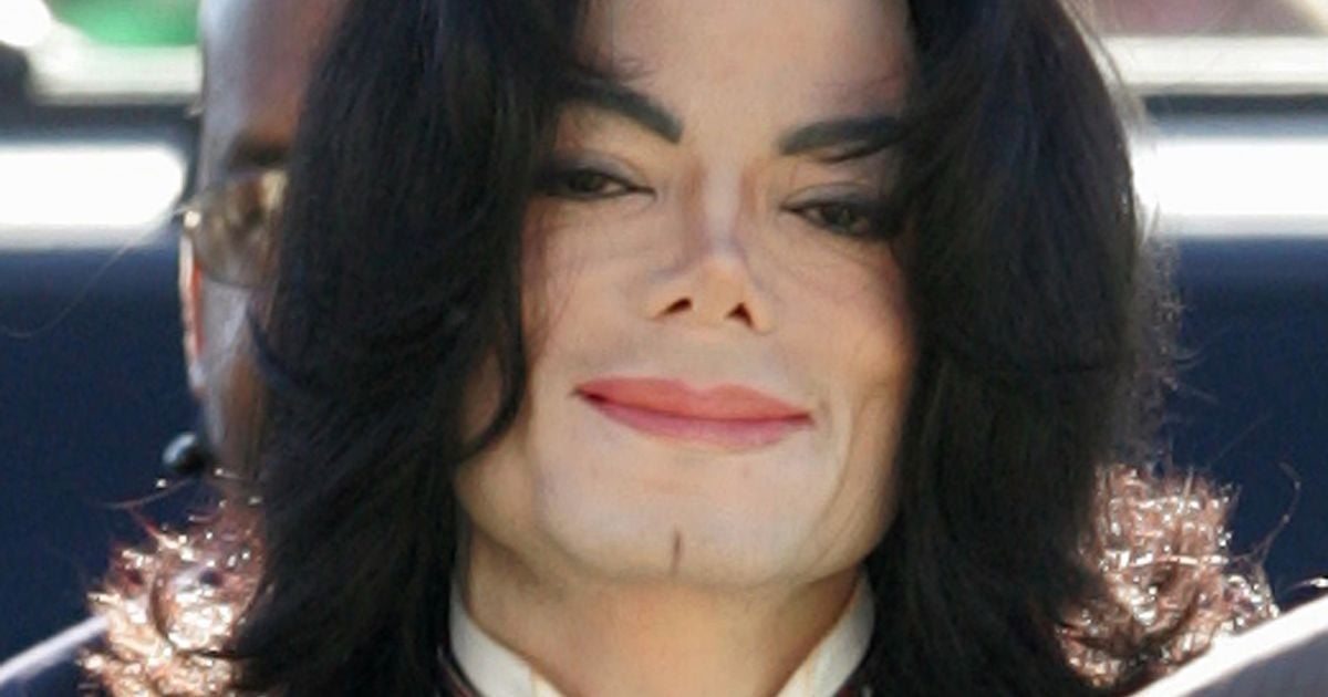 Rei do Pop, Michael Jackson morreu em 2009, aos 50 anos, após sofrer uma parada cardíaca em sua ...