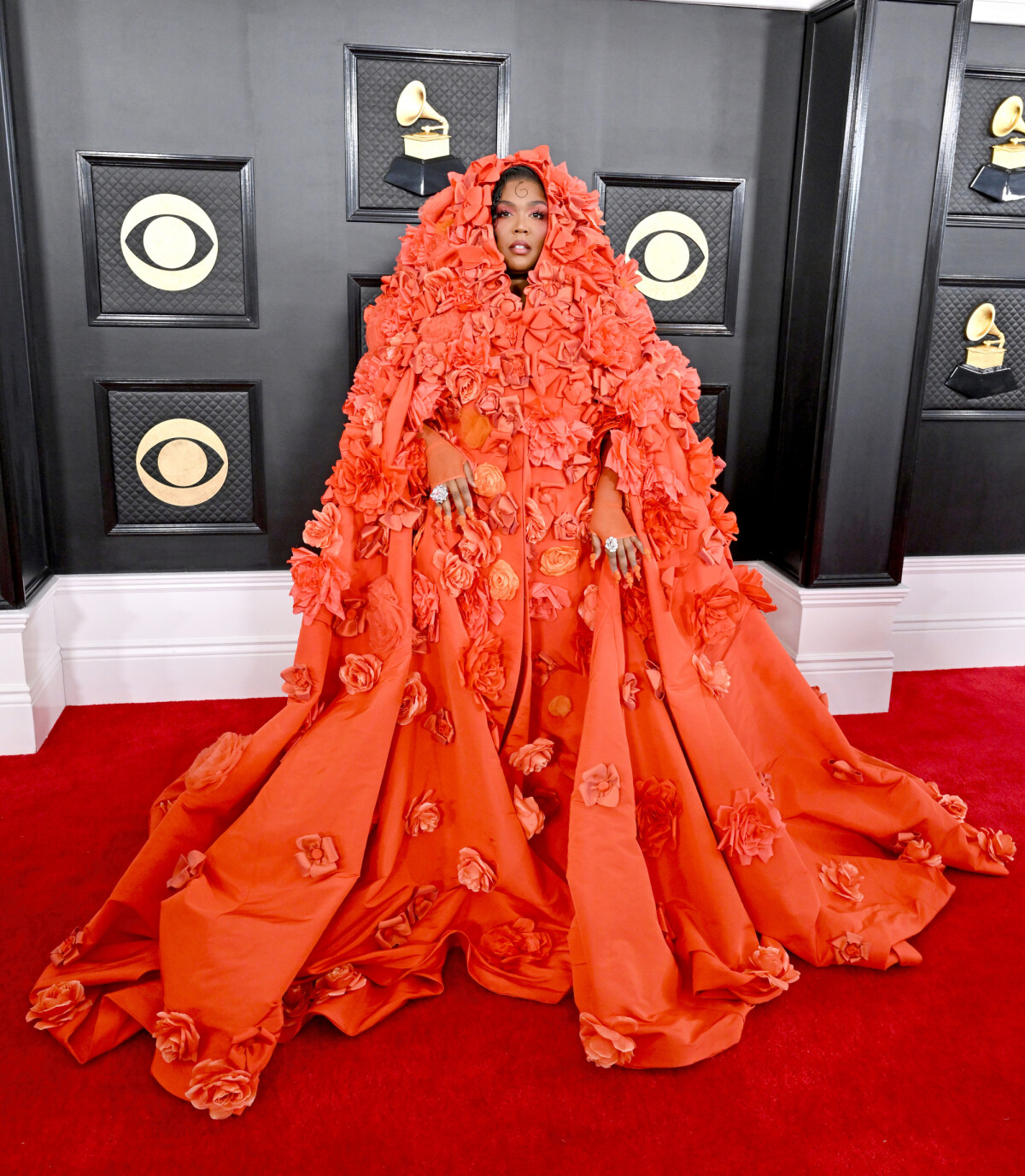 Foto: Lizzo também surgiu com flores exuberantes em seu look Dolce ...