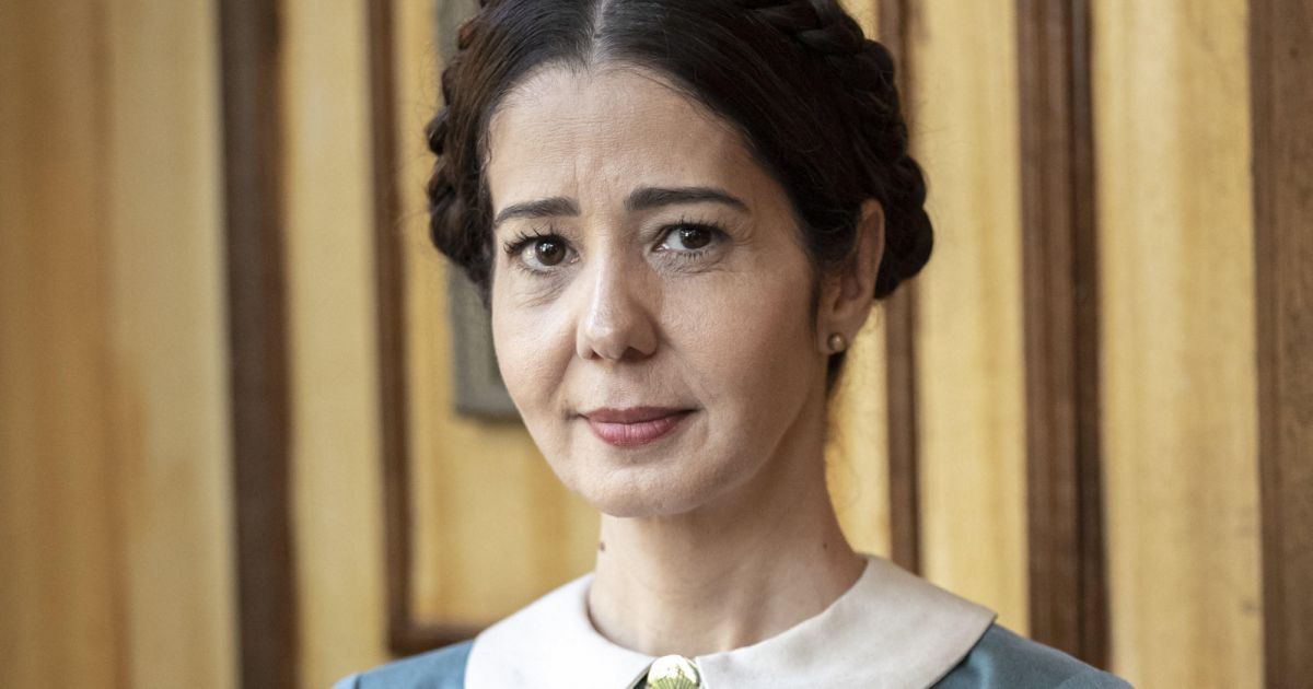 Júlio (Daniel Rangel) convence Catarina (Cristiane Amorim) a depor em ...