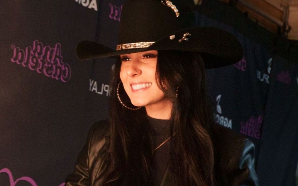Foto: Novela 'Terra e Paixão': Ana Castela faz show no bar da Cândida ...