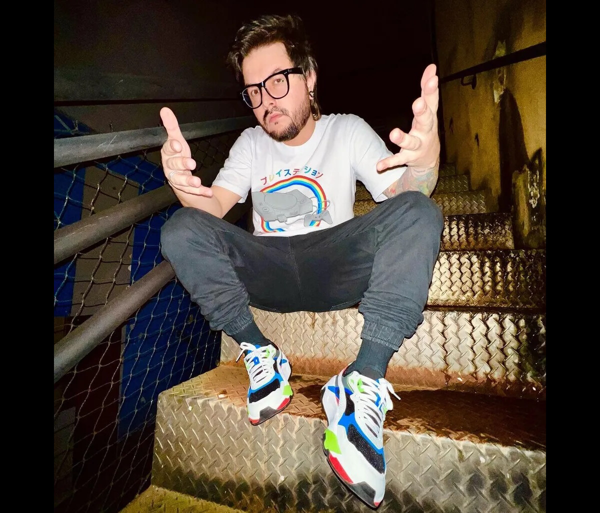 Foto: Vocalista do Restart, Pe Lanza é o mais famoso entre eles. Chegou ...