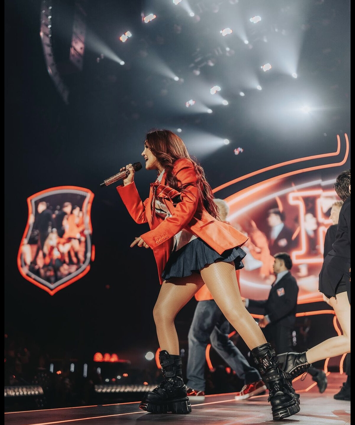 Foto: O blazer vermelho é uma marca registrada do uniforme do RBD ...