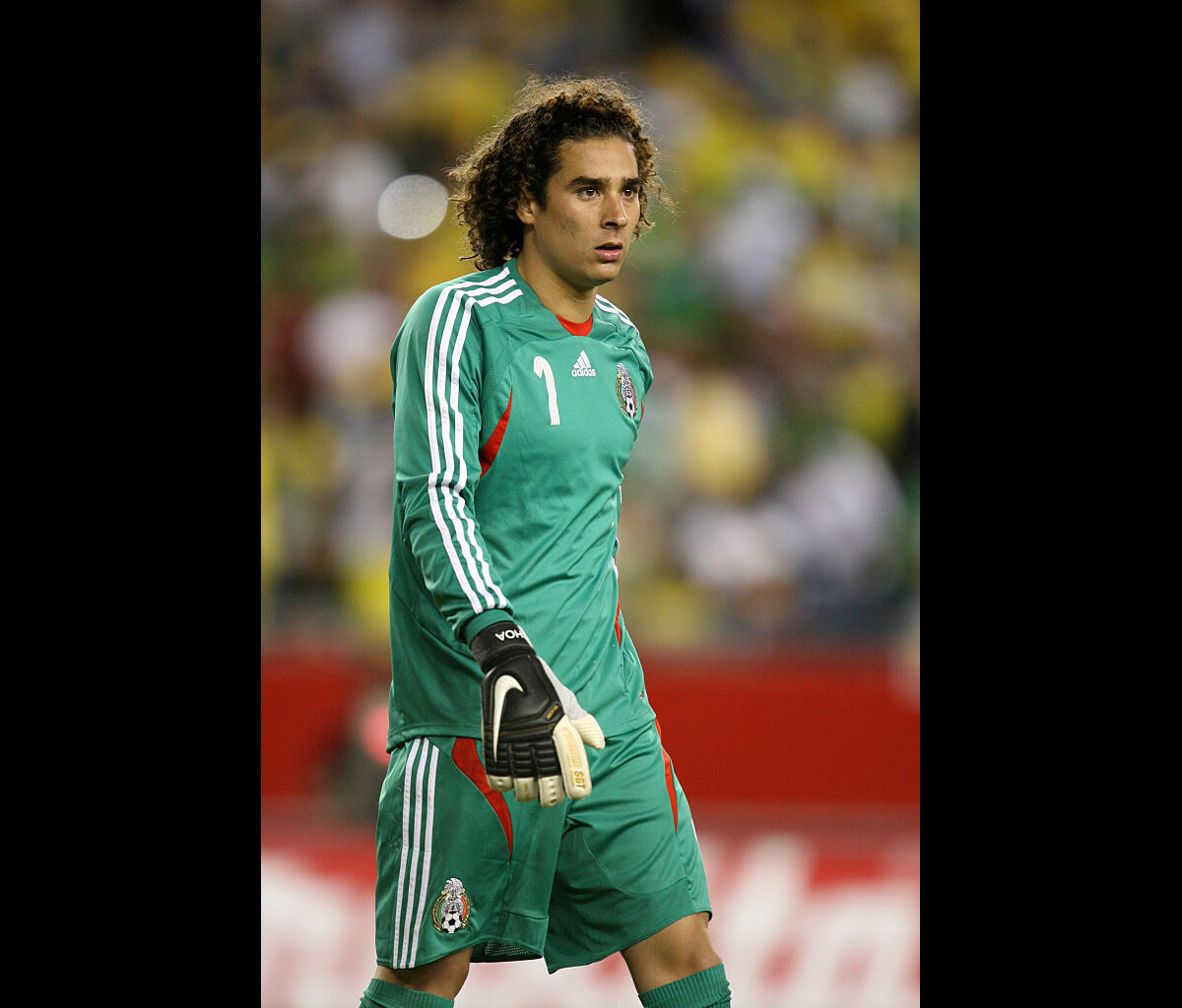 Foto: Dulce Maria e Guillermo Ochoa, ex-goleiro do México, namoraram de ...