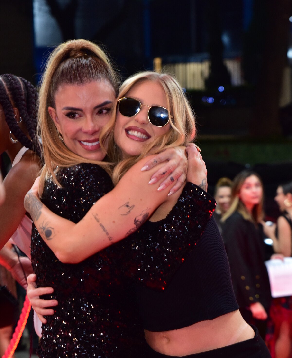 Foto: Luisa Sonza e Fátima Pissara posaram na chegada ao WME Awards ...