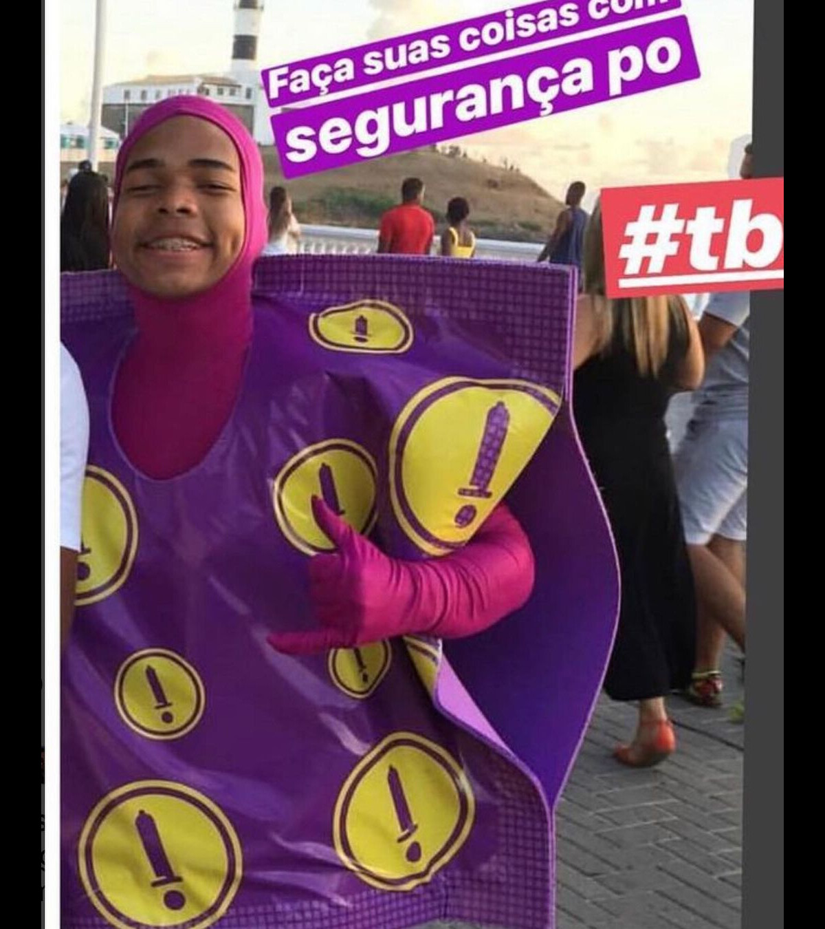 Foto: Cristian Bell que se tornou influenciador digital com seus vídeos ...