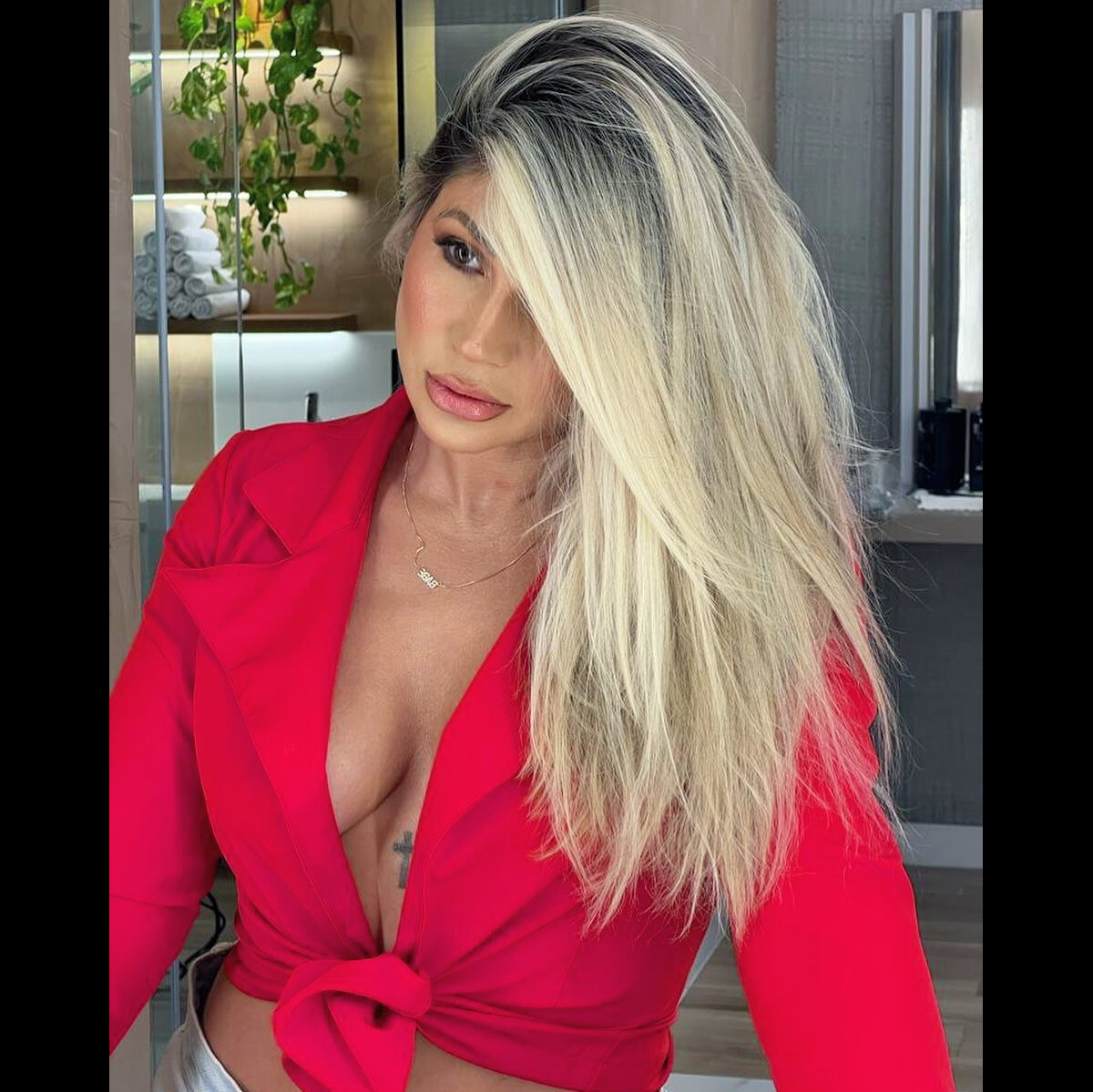 Foto: Dani Souza, ex-panicat conhecida como Mulher Samambaia, relembrou um momento polêmico que ...