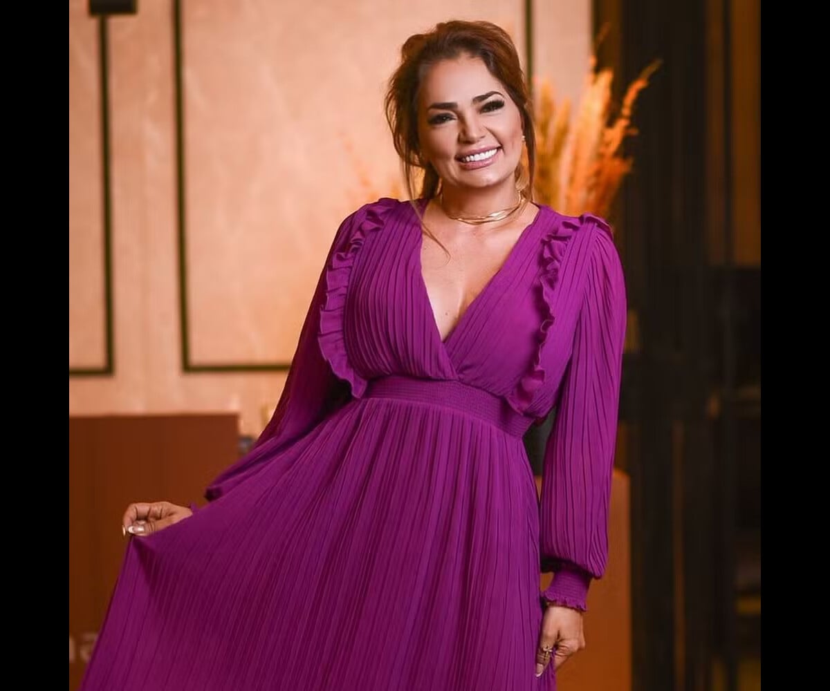 Foto: Nâni Venâncio atualmente tem 56 anos e é mãe de duas filhas ...