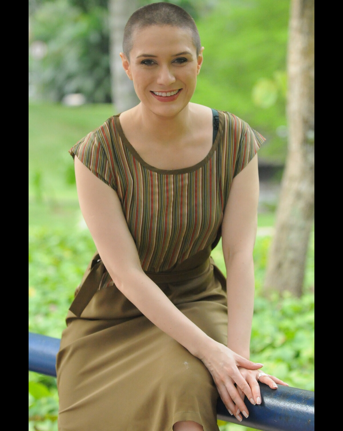 Foto: Rachel Ripani contou que fica difícil conseguir emprego careca ...