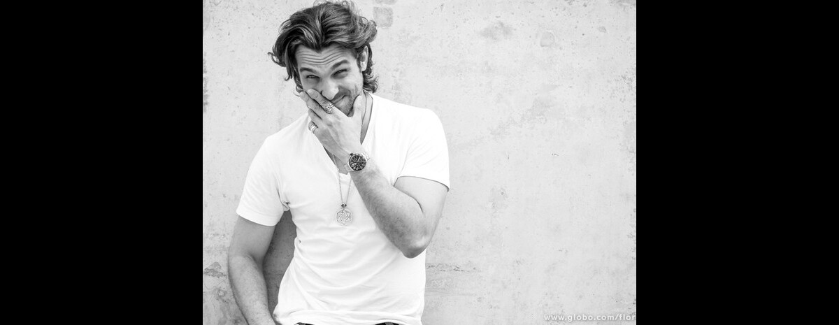 Foto: Igor Rickli dá vida ao vilão, Alberto, na novela 'Flor do Caribe ...