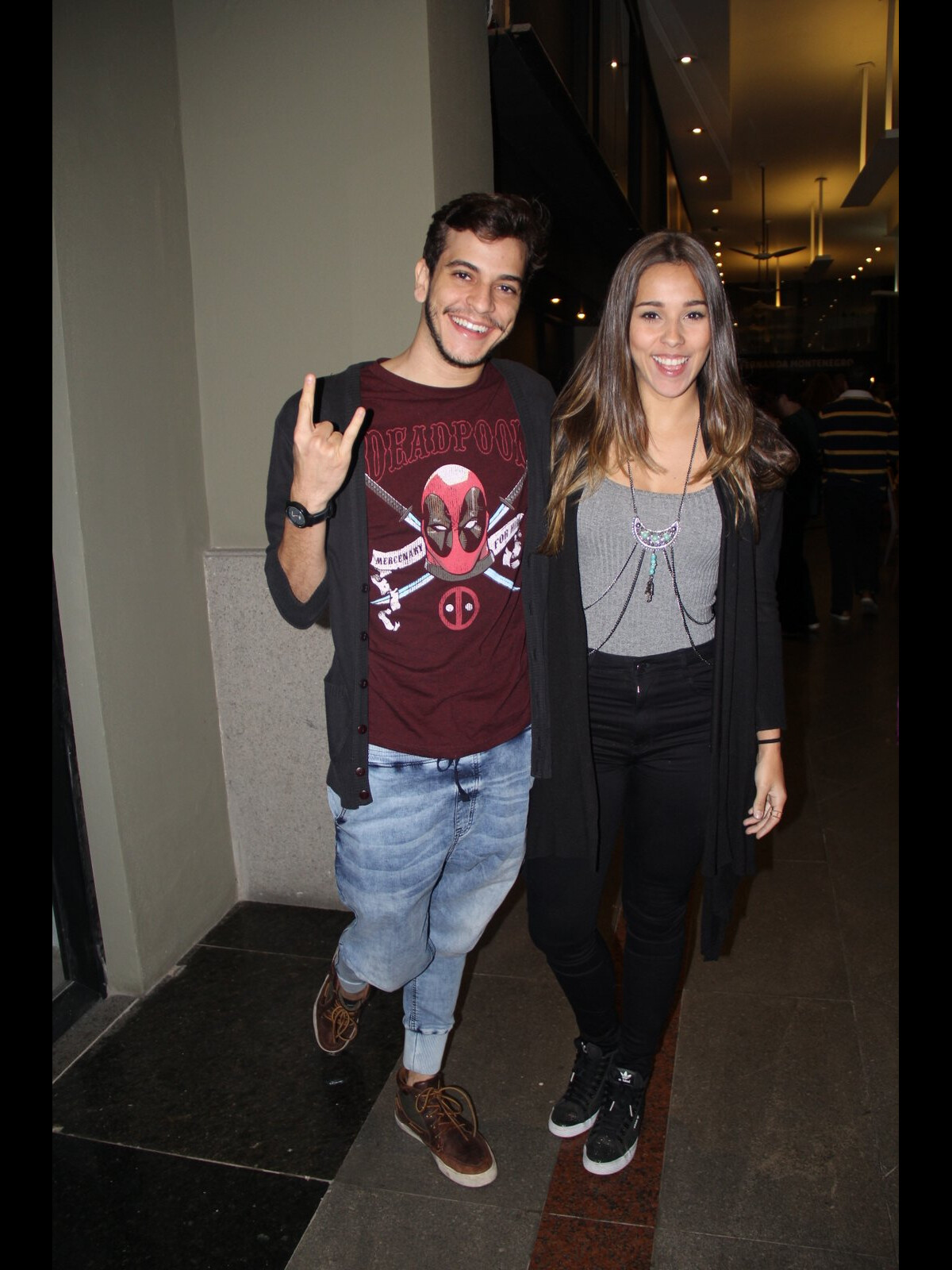 Foto: O casal Thati Lopes e Victor Lamoglia também prestigiou Rafael ...