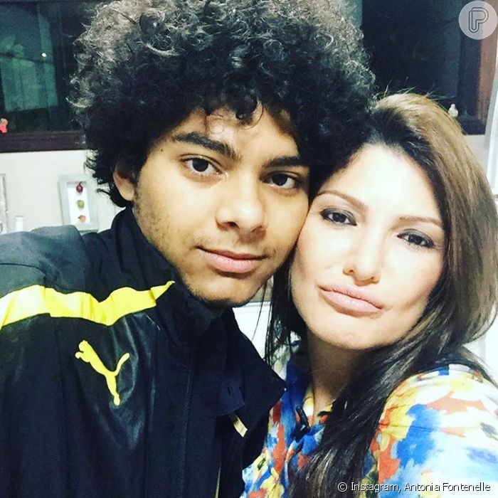 Antonia Fontenelle que acabou de ter um bebê, confirmou que seu filho ...