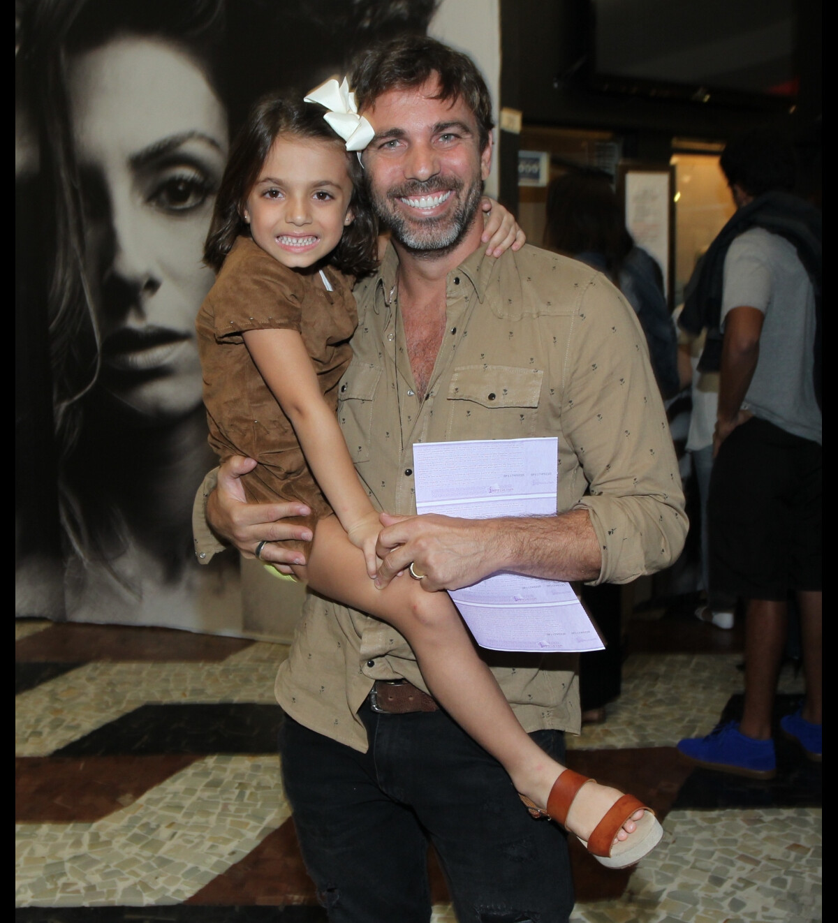 Foto: Marcelo Faria leva a filha, Felipa, de 5 anos, para prestigiar ...