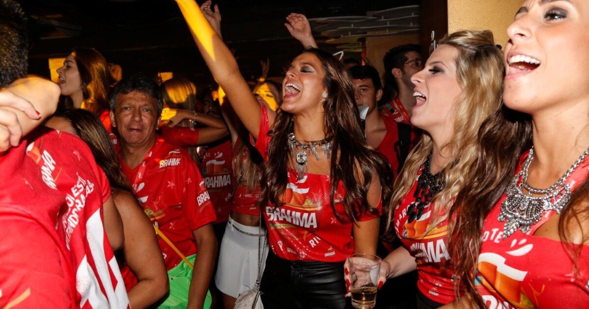 Carnaval: veja tudo o que rolou com os famosos no primeiro dia de ...
