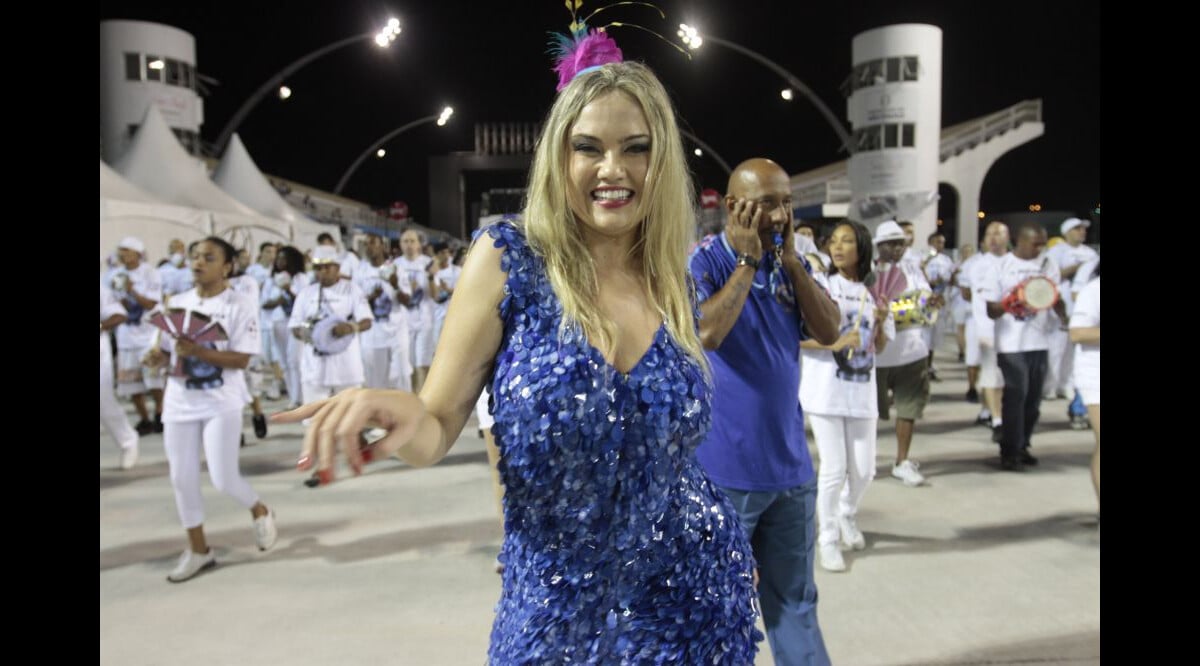 Foto: Ellen Roche conta que malha três vezes por semana e se precisar ...