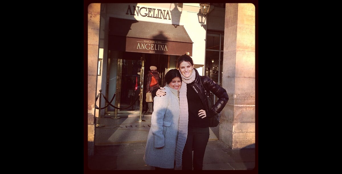 Foto: Isabeli Fontana posa na frente da chocolateria que mais gosta, em ...