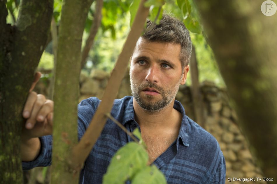 Gabriel Bruno Gagliasso Se Assusta Ao Ver Espírito Do Pai Egídio