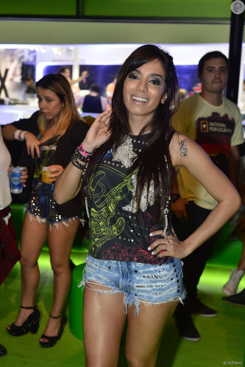 Em sua presença no Rock In Rio de 2013, Anitta usou seus tradicionais ...
