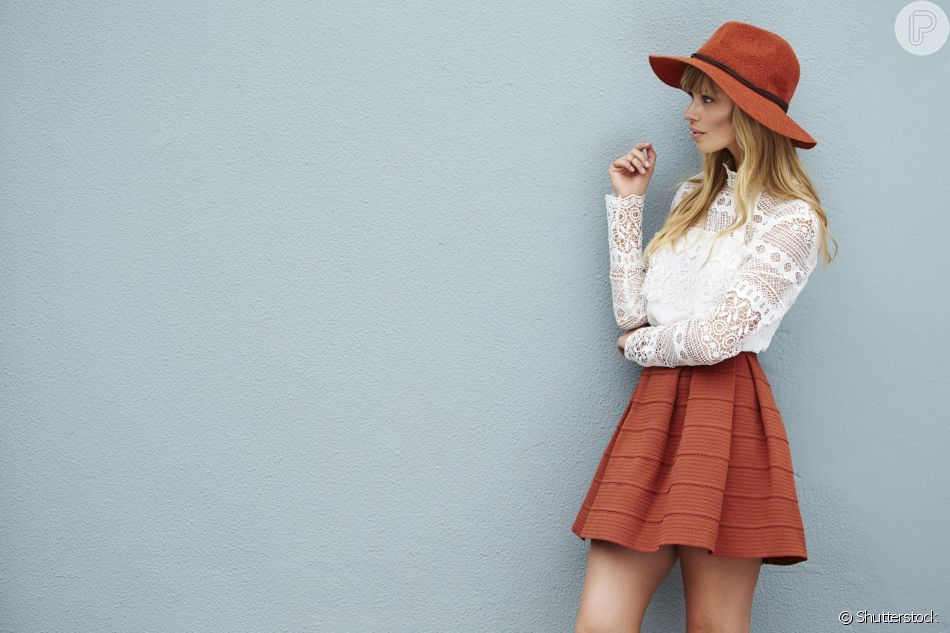 Chapéu em tom terroso é um curinga e fica bem em todos os tons de ...