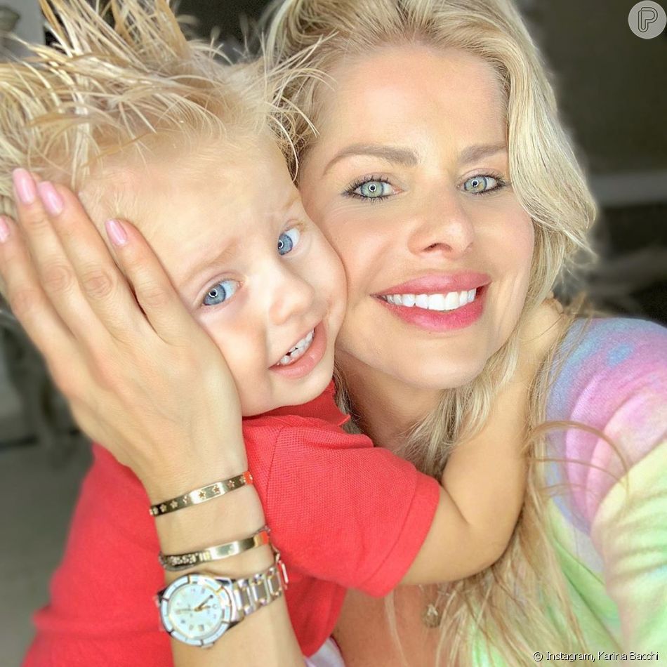 Filho de Karina Bacchi, Enrico completou 2 anos em agosto de 2019 ...