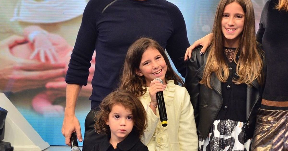 Filha caçula de Rodrigo Faro 'invadiu' foto de biquíni da mãe, Vera ...