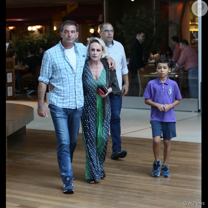 Ana Maria Braga é casada com o francês Johnny Lucet - Purepeople