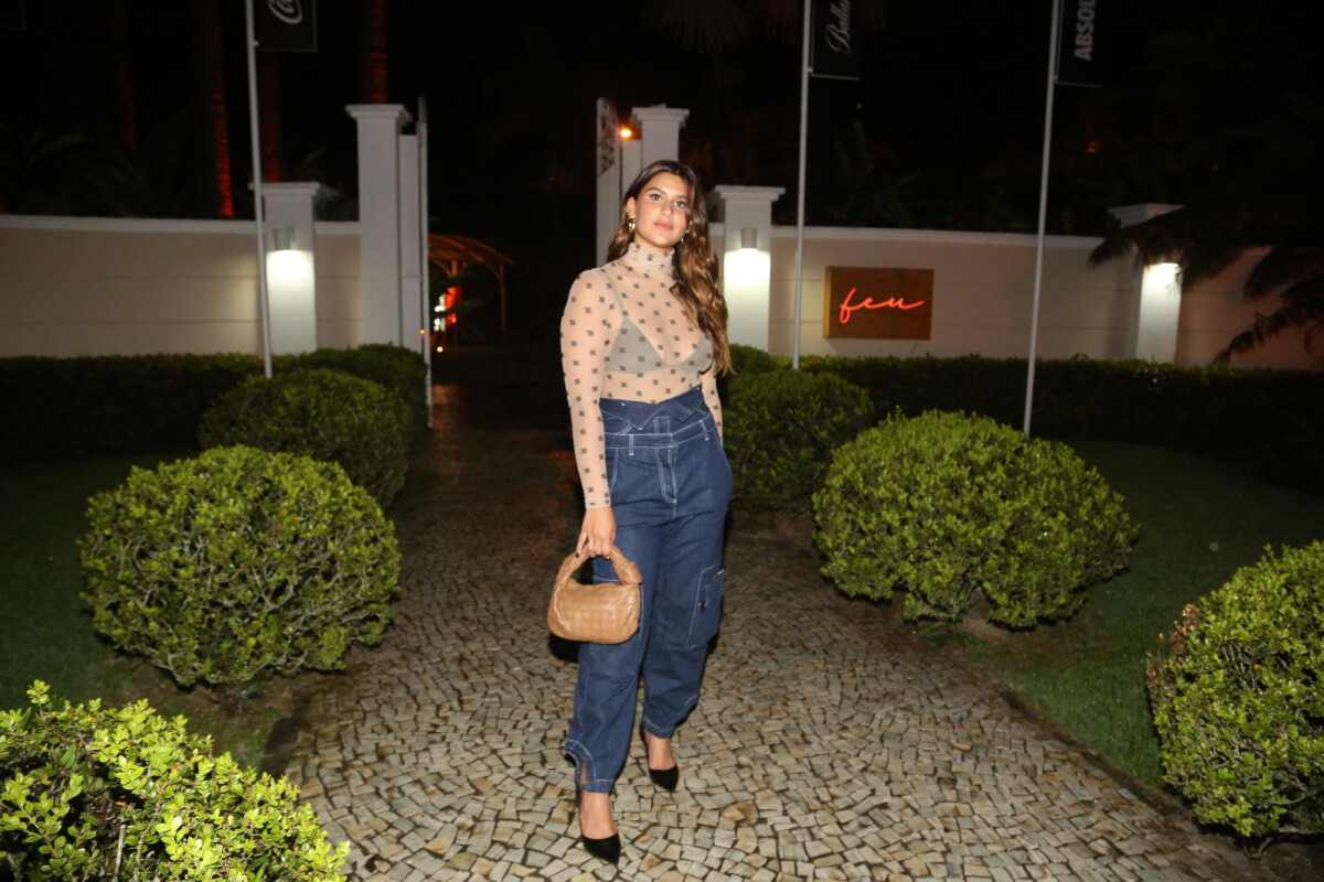 Foto: Giulia Costa inaugura restaurante Feu, no Rio de Janeiro. Espaço ...