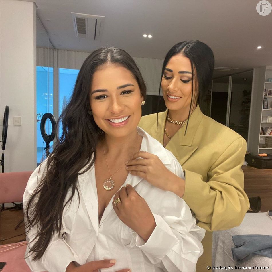 A filha de Simone já ganhou vários lookinhos de Simaria - Purepeople