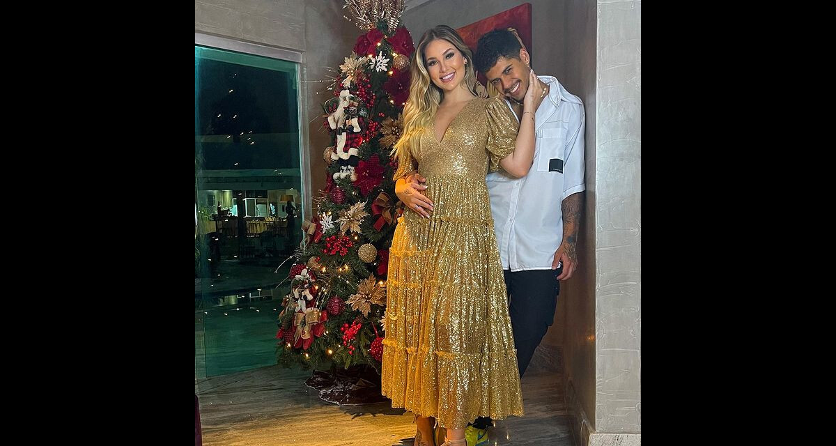 Foto: Virginia Fonseca ganha elogio de Zé Felipe por seios maiores ...