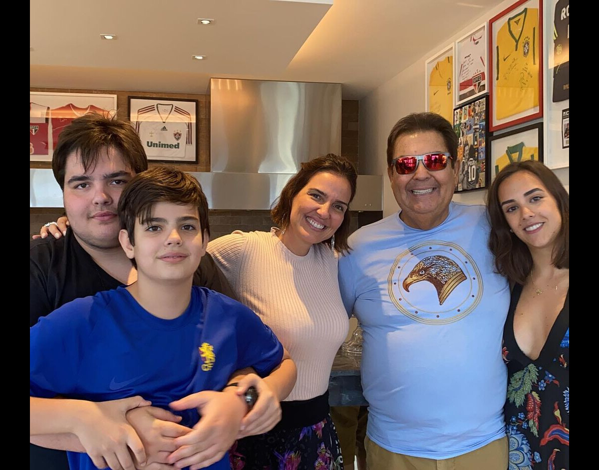 Foto: Fausto Silva em foto com a filha, Lara, fruto da relação com ...