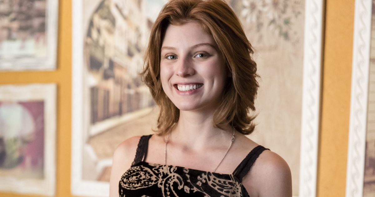 Giulia Gayoso estreou em 'Malhação' com cabelos repicados e ruivos ...