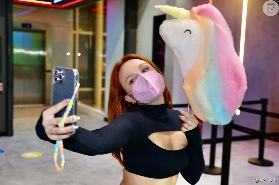 Larissa Manoela é dona de uma marca de operadora de celular - Purepeople