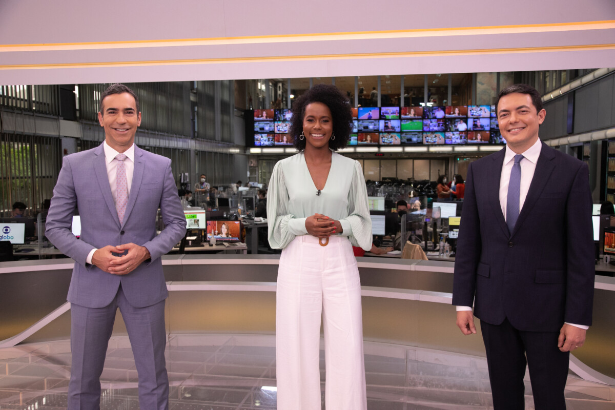 Foto: Alan Severiano assumiu a ancoragem do telejornal 'SP1' - Purepeople