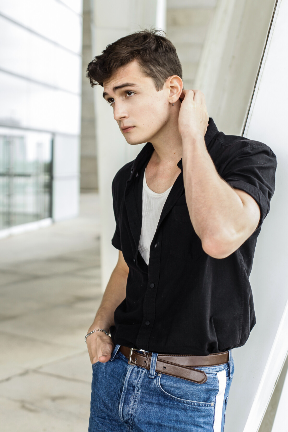 Foto: Nicolas Ahnert assistiu filmes para papel de nazista na TV: 'As cenas eram bem pesadas ...