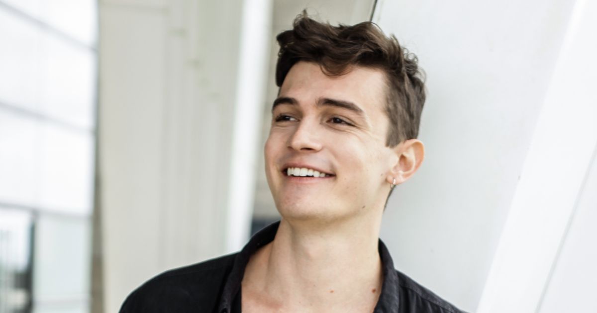 Nicolas Ahnert faz sua estreia na TV como o Guilherme jovem da novela 'Quanto Mais Vida, Melhor ...