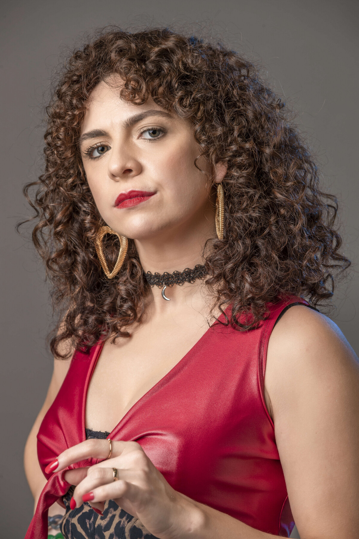 Foto: Bárbara (Alinne Moraes) revela a Roney (Danilo Granghéia ...
