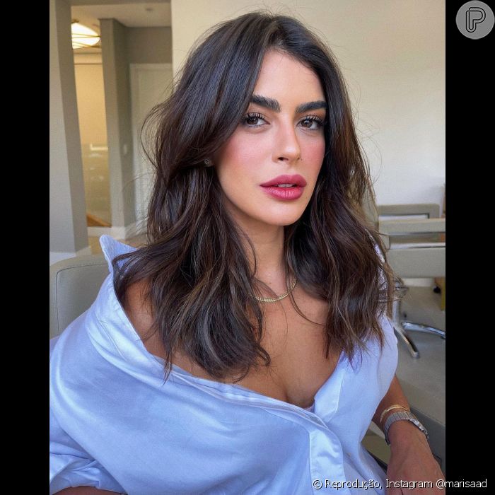 Mari Saad é criadora de uma linha de maquiagem própria - Purepeople