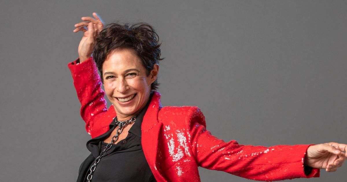 Rebeca (Andrea Beltrão) retoma carreira de sucesso como modelo na ...