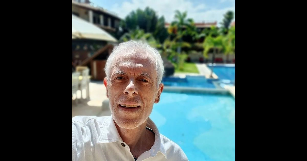 O cantor Leno, que fez dupla com Lilian e integrou Renato e Seus Blue ...