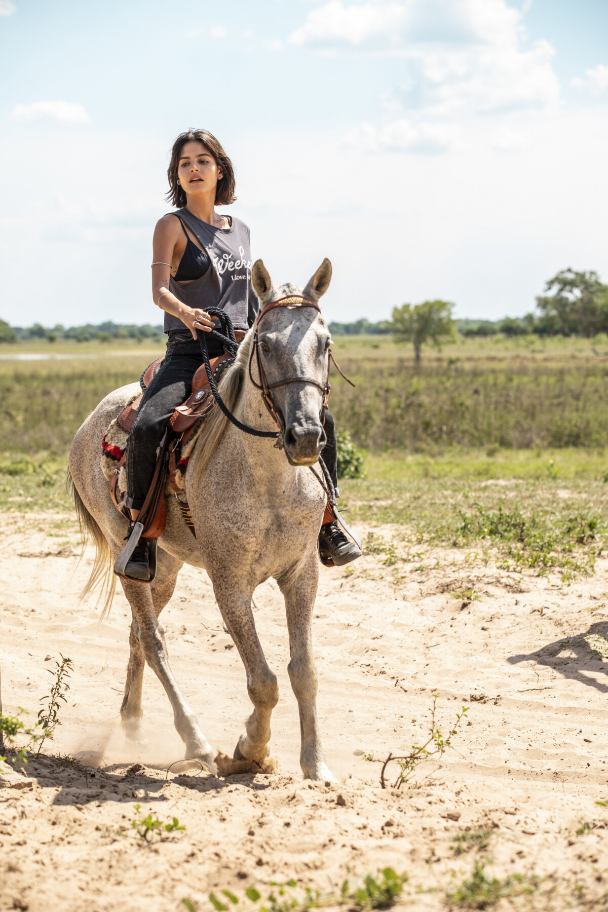 Foto: Guta resolve ir embora da fazenda, na novela 'Pantanal' - Purepeople