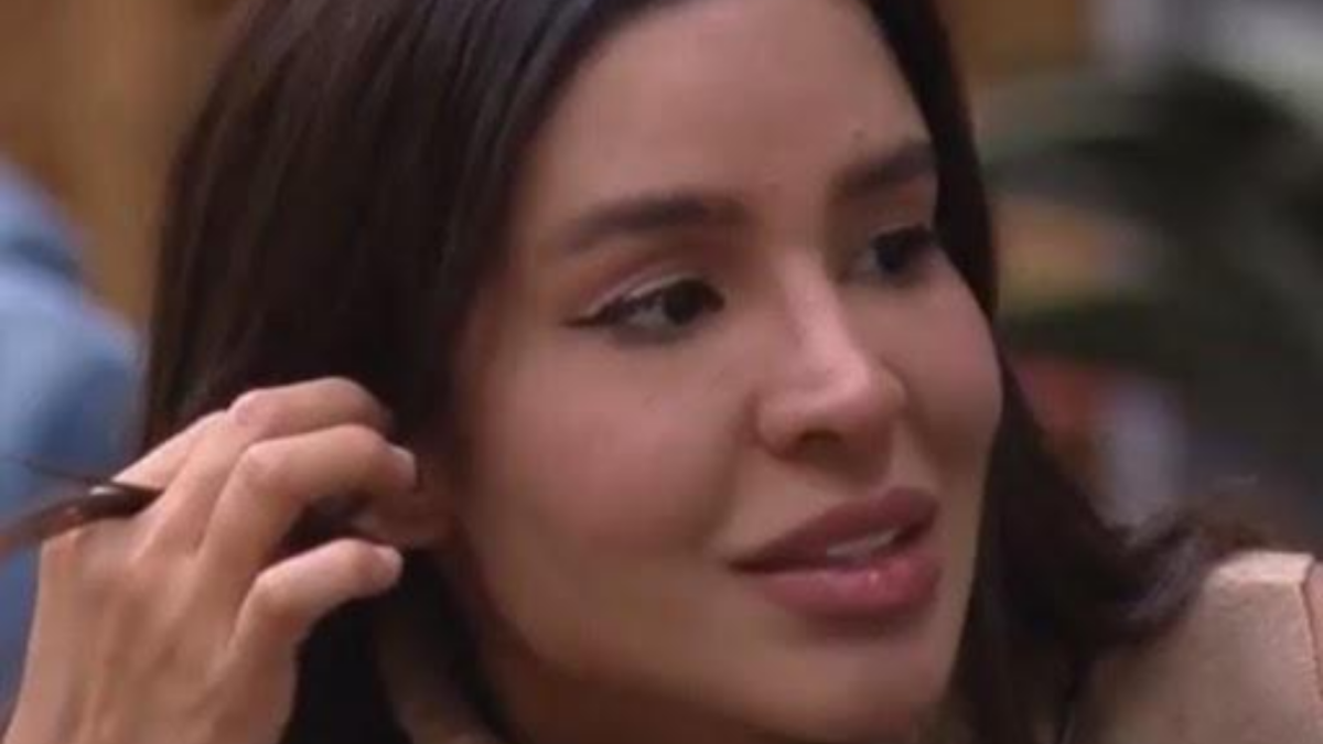 Foto: A Fazenda: Kerline contou que é boa de prova, porém nunca passou ...