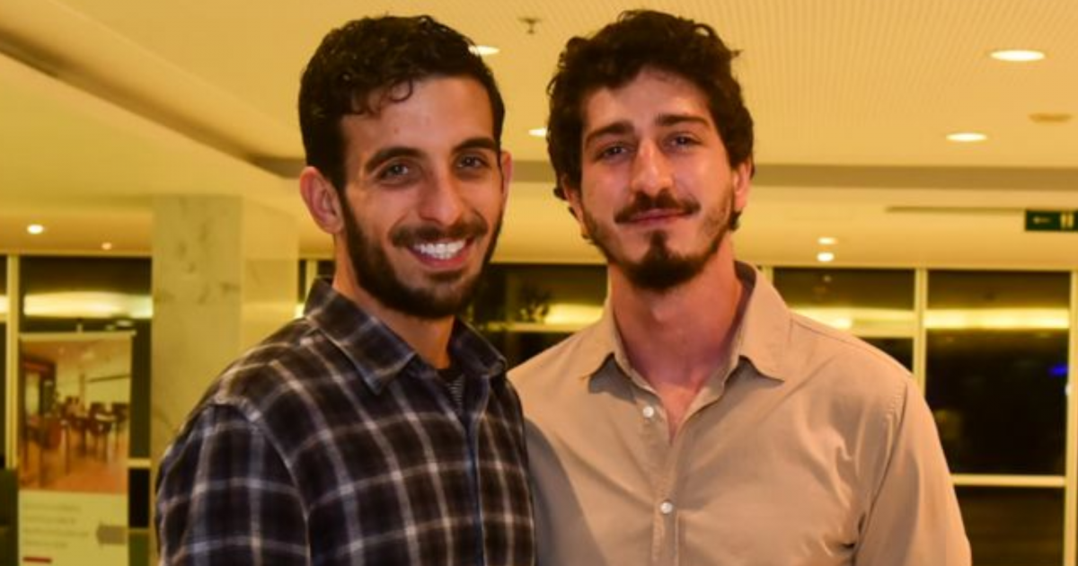 Chega ao fim o relacionamento entre Johnny Massaro e João Pedro Accioly ...