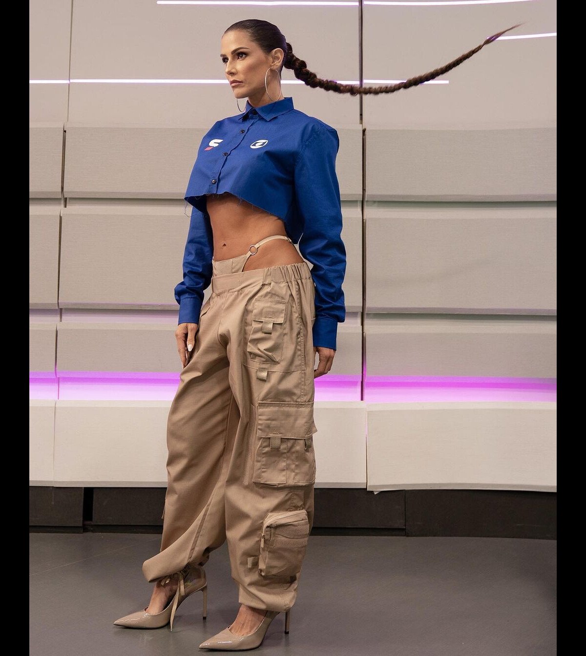 Foto: Deborah Secco usou calça de cintura baixa com lingerie à mostra ...