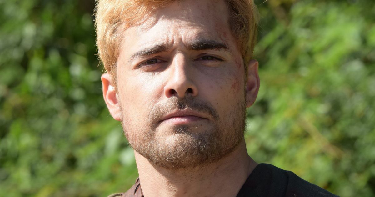 Jônatas (Miguel Coelho) cai em armadilha dos filisteus e seu destino é ...