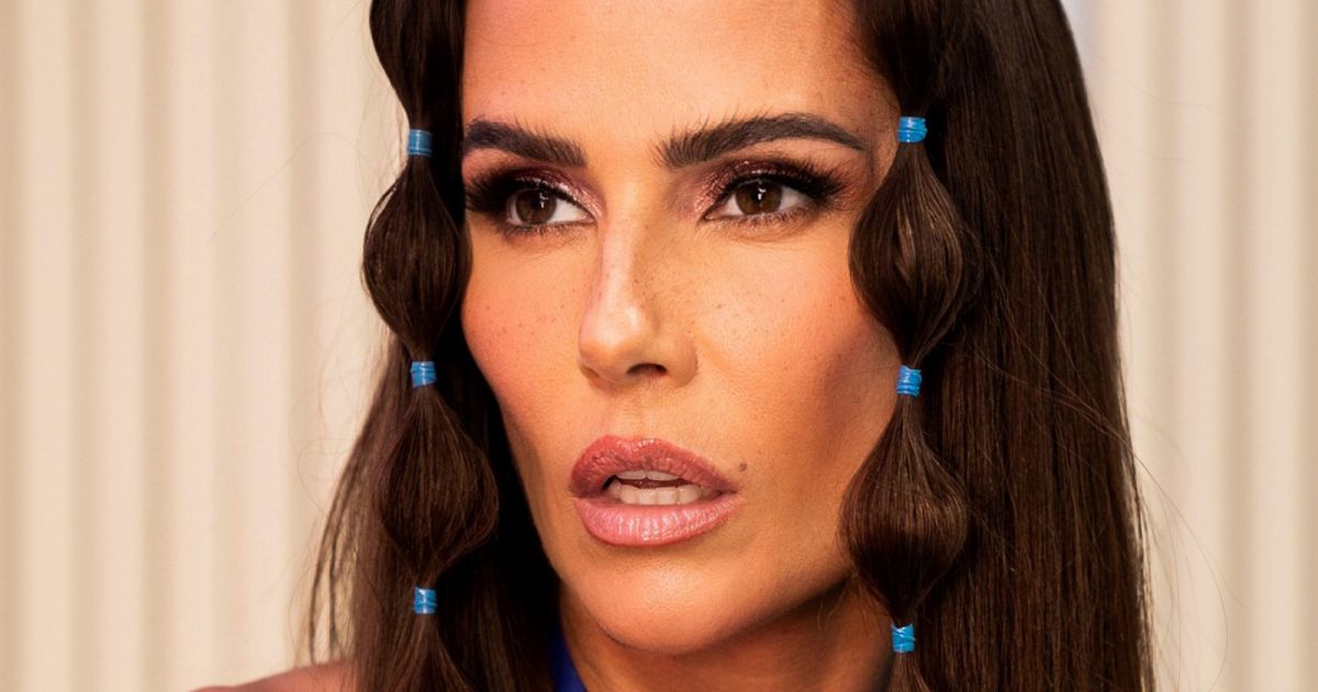 Deborah Secco revelou, em entrevista divulgada pela TV Globo, uma série ...