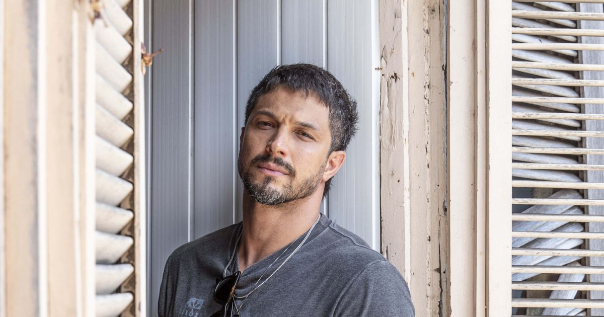 Moretti (Rodrigo Lombardi) passa a agir para Oto (Romulo Estrela) não ...