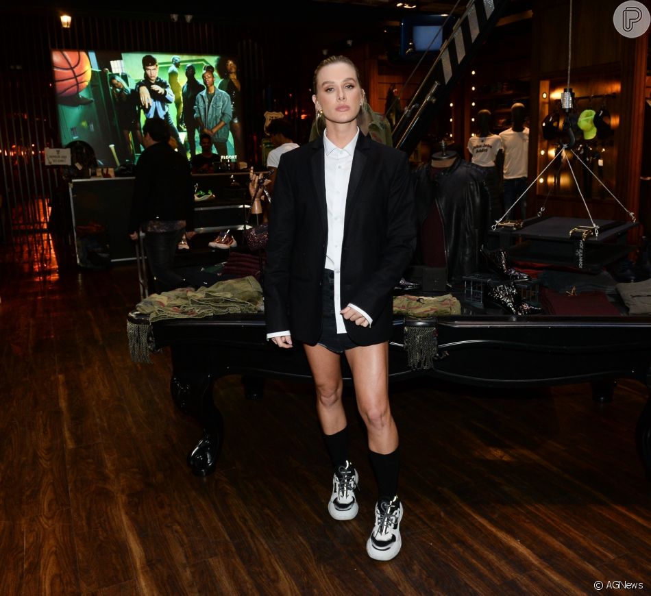 Fiorella Mattheis: atriz revela sexo e nome do filho com empresário ...