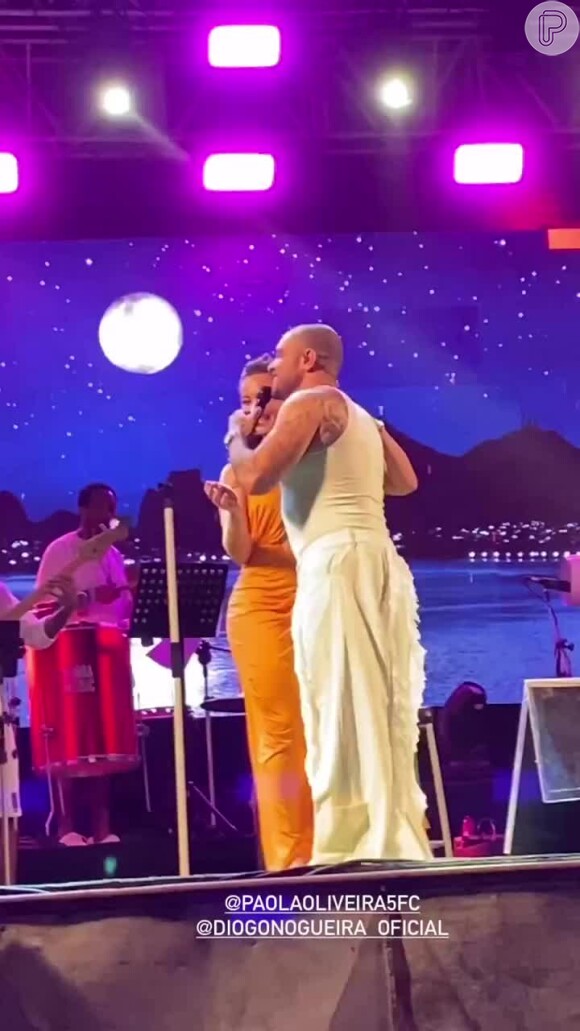 Vídeo: Vídeo de Paolla Oliveira e Diogo Nogueira juntinhos no palco encantou os 'shippers' do ...