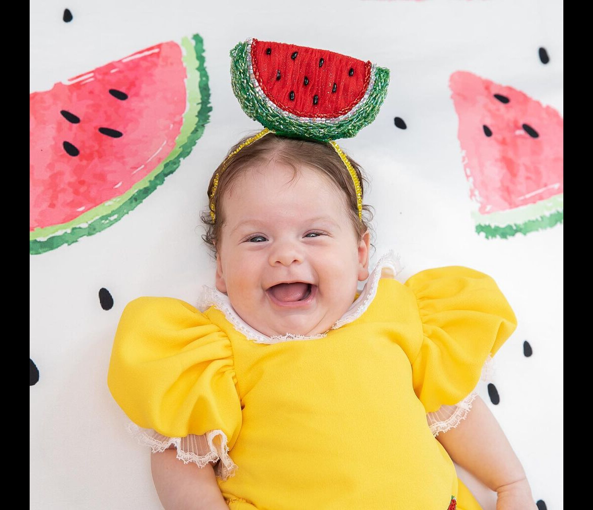 Foto: E a pequena Maria Flor estava caracterizada de Magali - Purepeople